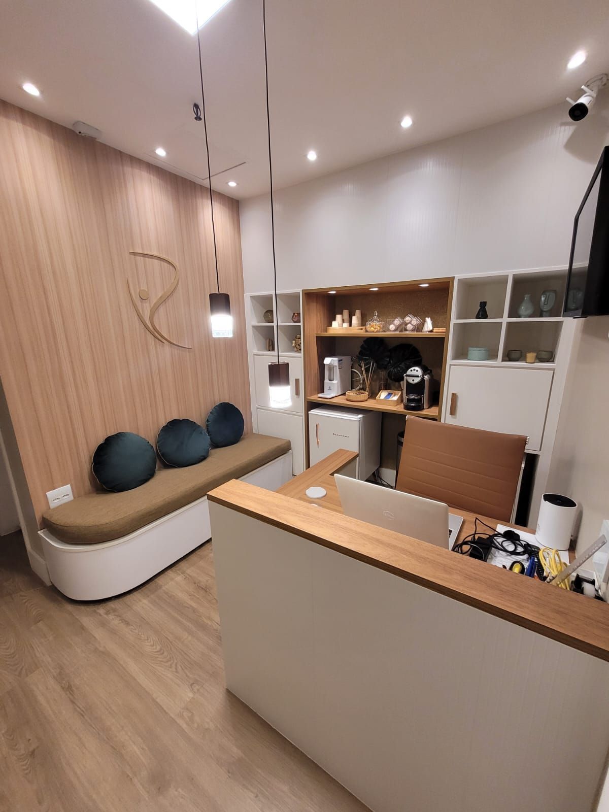 Dra. Isabella Rebello Endocrinologista, Médica clínica geral, Rio De ...